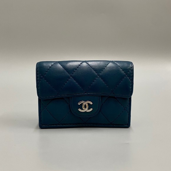 CHANEL | Bags | Chanel Matelasse Lambskin Coco Mark Metal Fittings ...